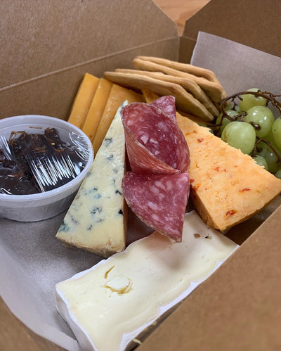 Lunch Boxes | Crosby Cheese