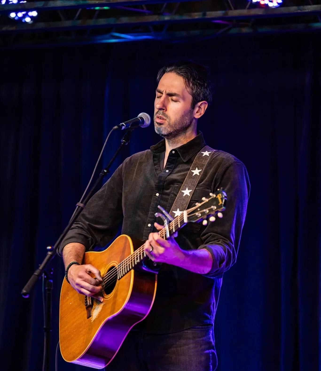 Ari Hest with Justin Trawick | The Listening Booth