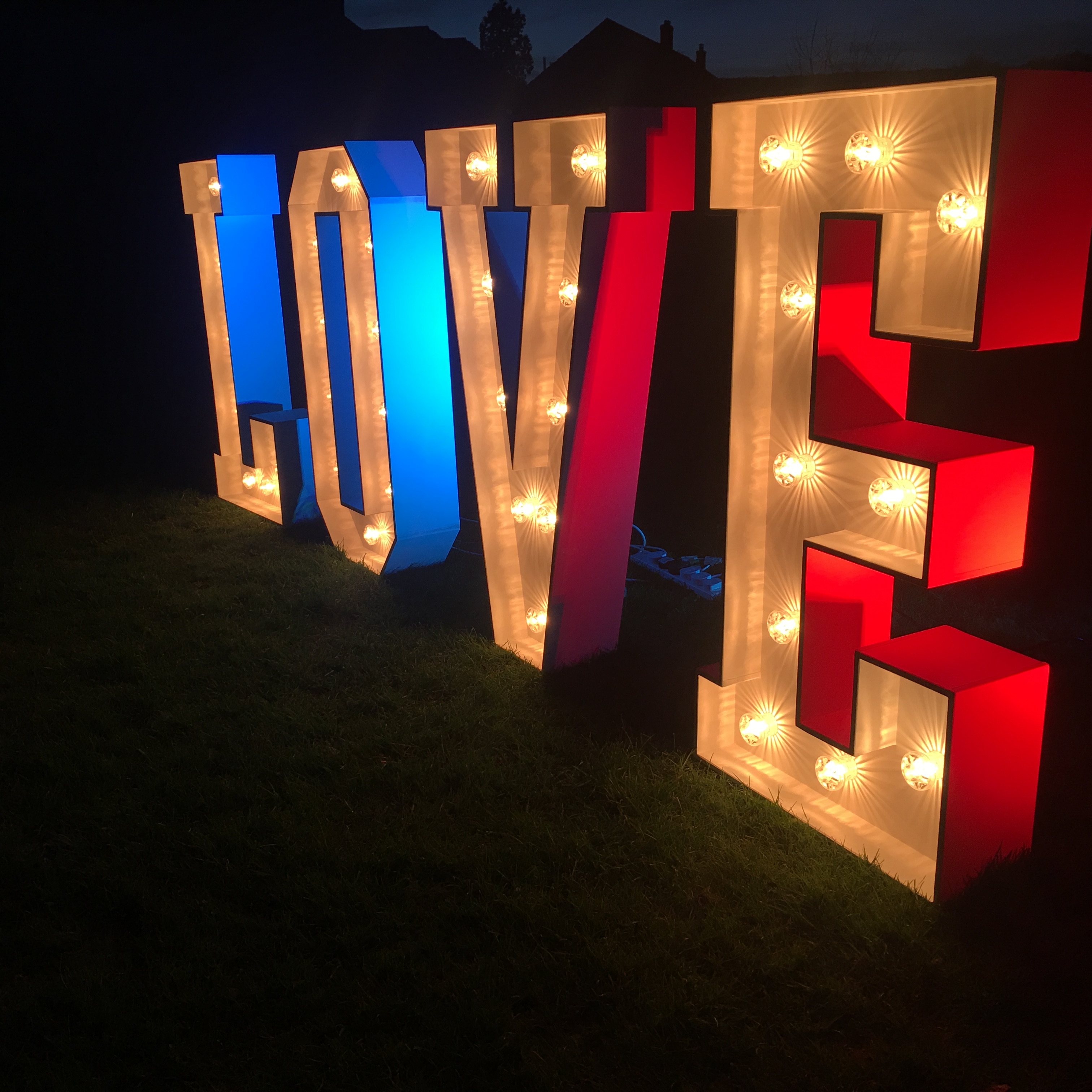 GIANT 4FT OUTDOOR LED LOVE LETTERS TO HIRE