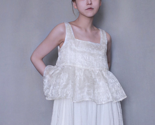 Dove White Ruffled Vest | Atelier De C Ć