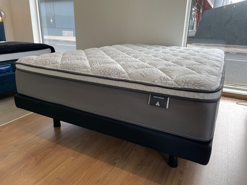 SleepMaker Southport Medium Mattress | Woodmans Mattresses