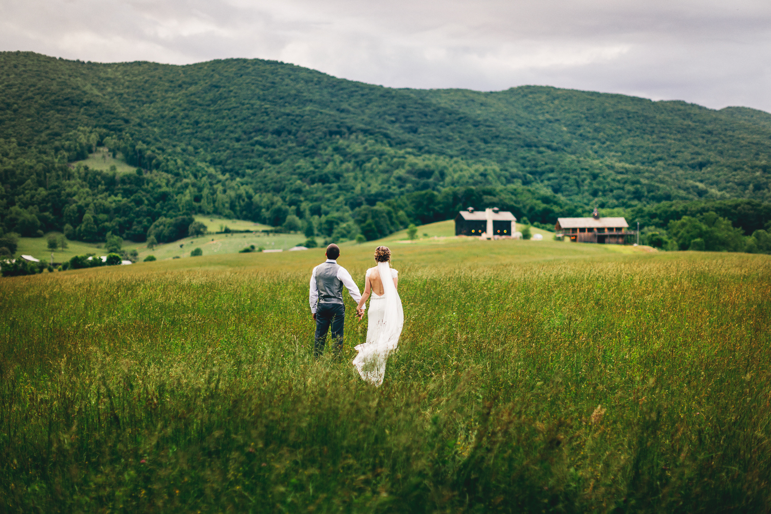 Wedding Venue | Crooked River Weddings | United States