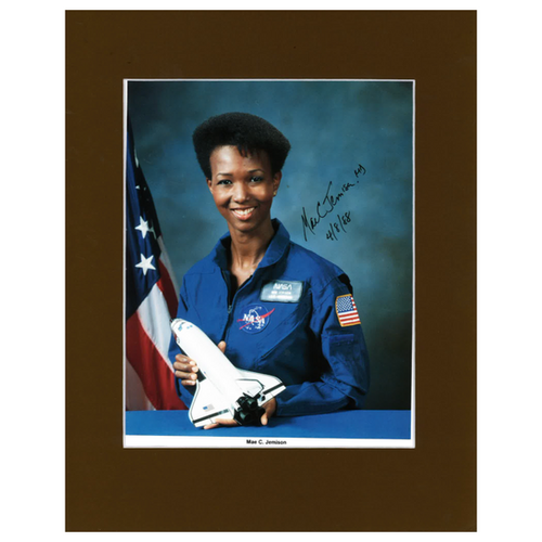 Mae Jemison Autograph - The First Black Woman in Space | Smoky Mountain ...