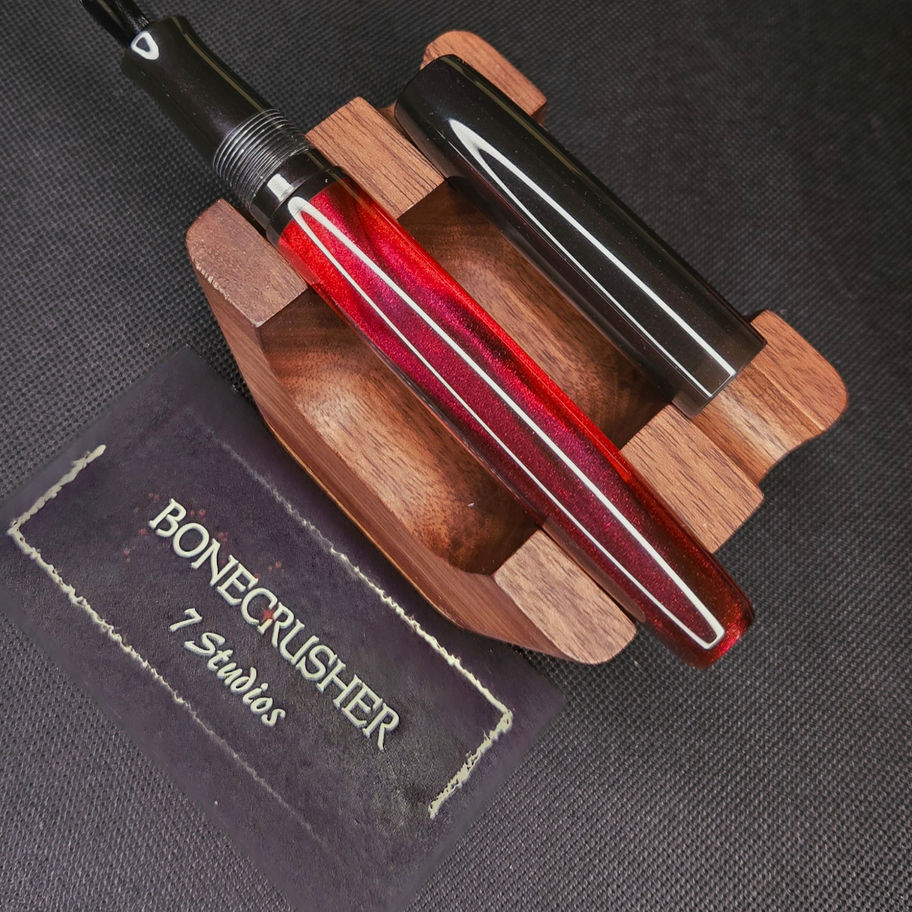 "Vampire's Kiss" Velma Fountain Pen (Preorder) | Bonecrusher 7 Studios