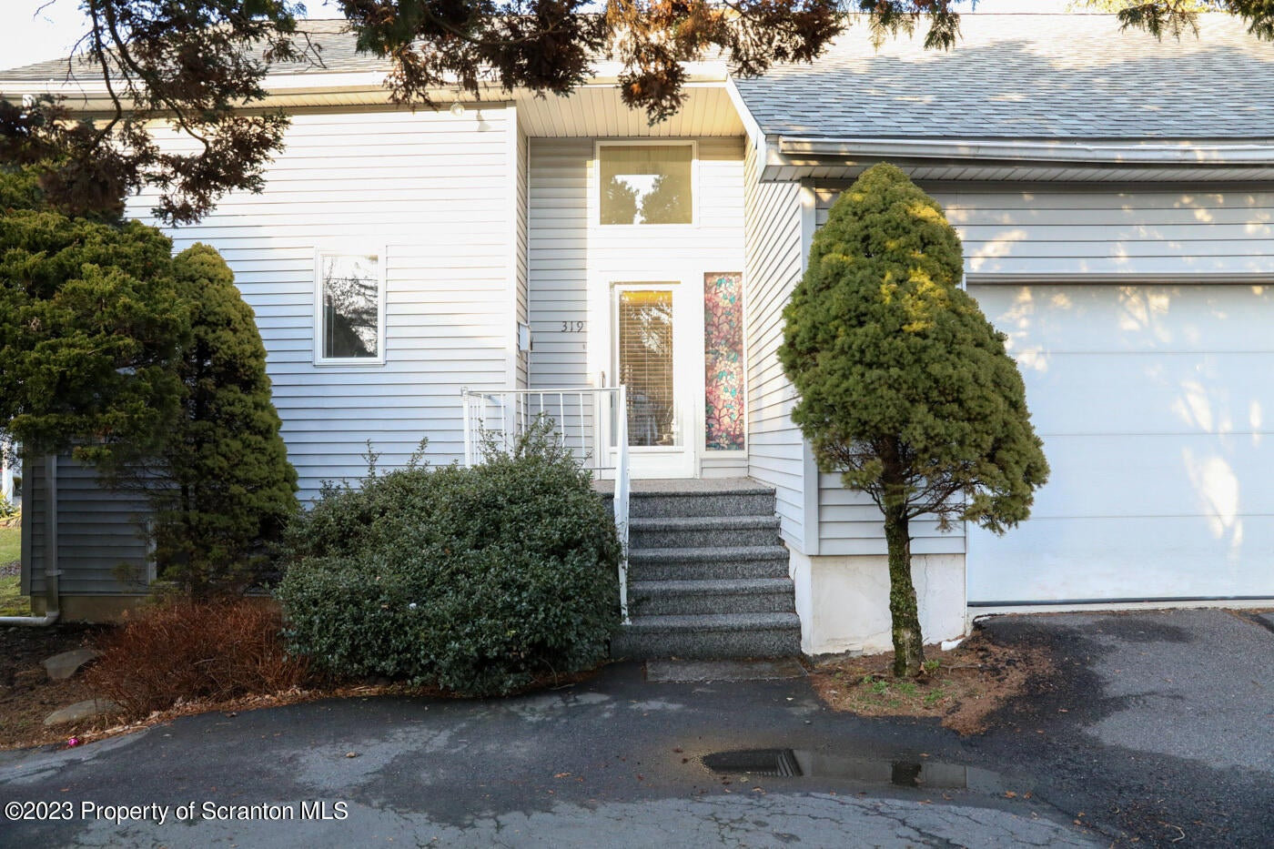 Open Concept and Cathedral Ceilings, Open Concept and Cathedral Ceilings