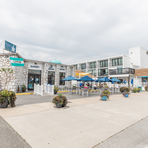 LUDLAM HOTEL | Shorebreak