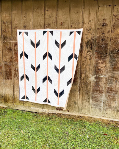 HANDMADE QUILT - Fly By Quilt - Twin Size Quilt | simplymackbeth