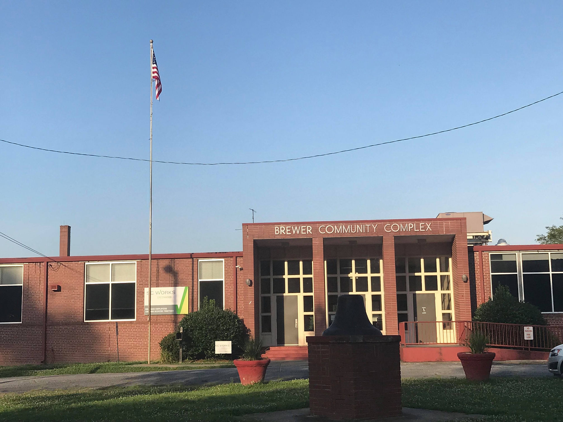 SCHOLARSHIPS | Brewer High School National Alumni Association