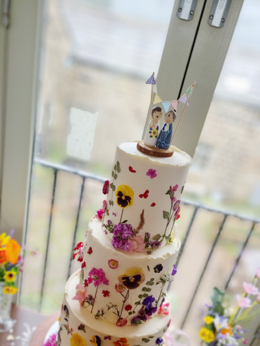 Gallery Wedding Cakes | Valkyrie Cakes