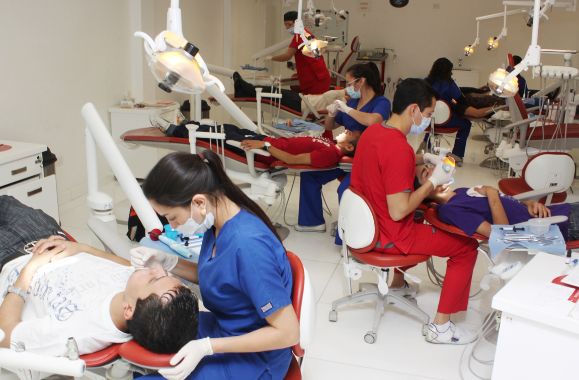 Posgrados y Especialidades Odontológicas | Universidad AME | México