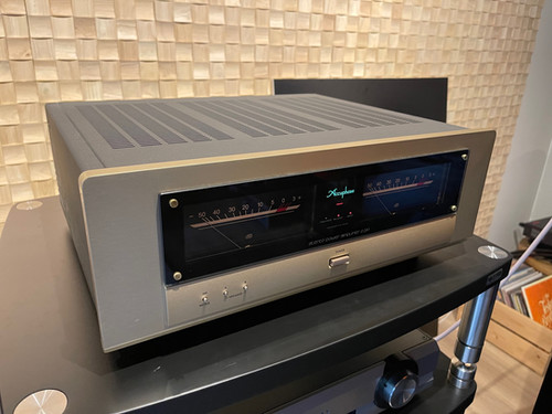 Accuphase P370 - als nieuw | Highender Audio
