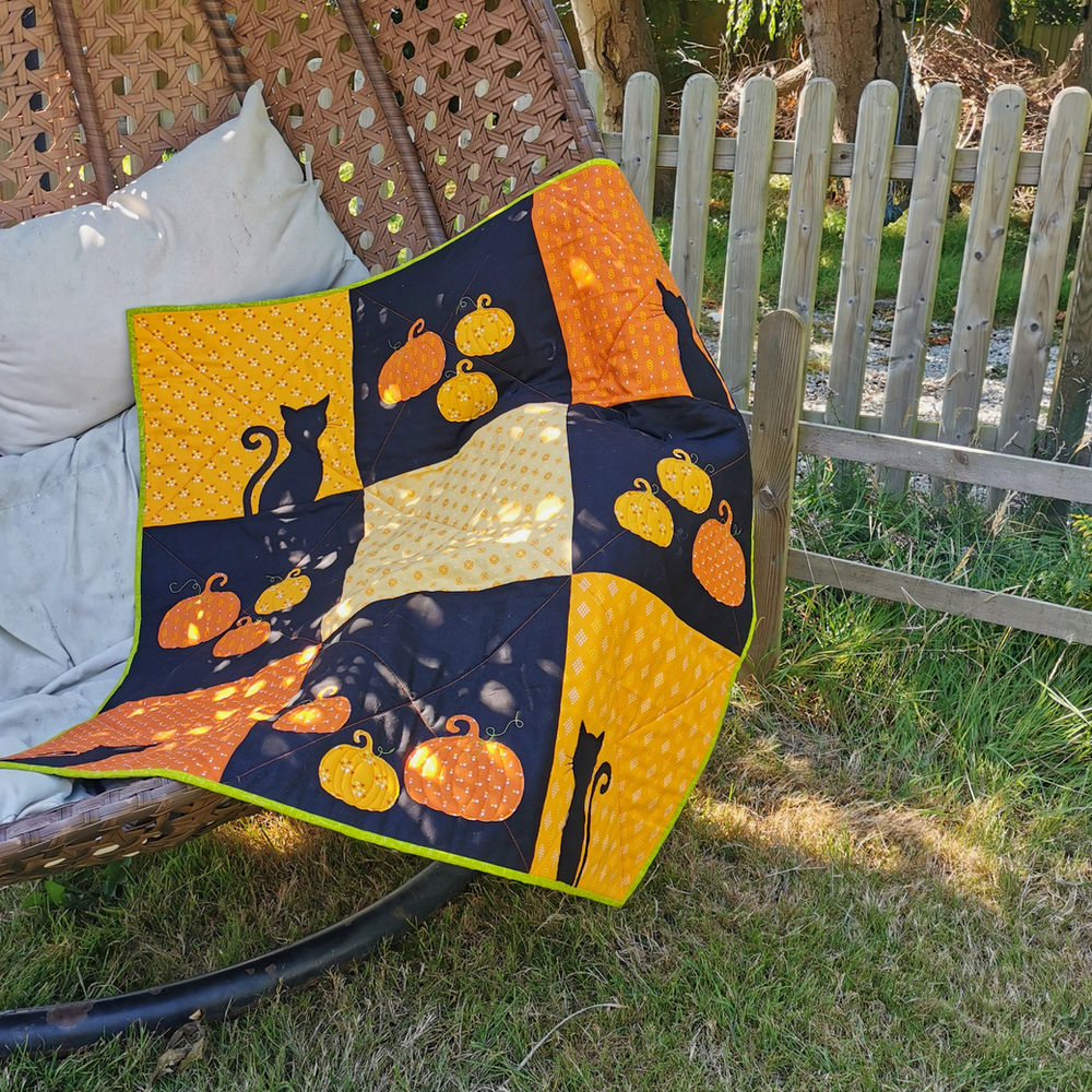 Patchwork Halloween Quilt- The Craft Cotton Co
