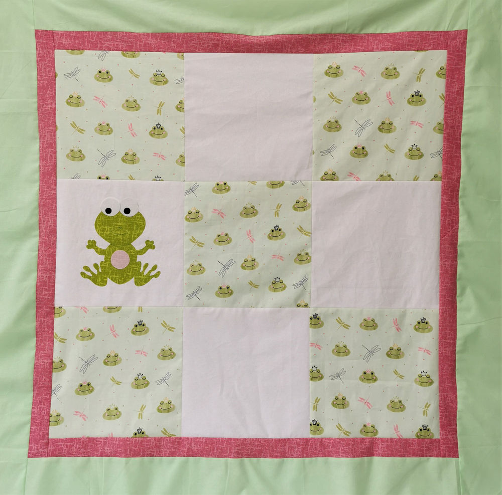Cheeky Frog Quilt