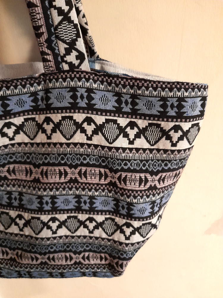 Reversible 'Throw It All In' Bag- The Craft Cotton Co