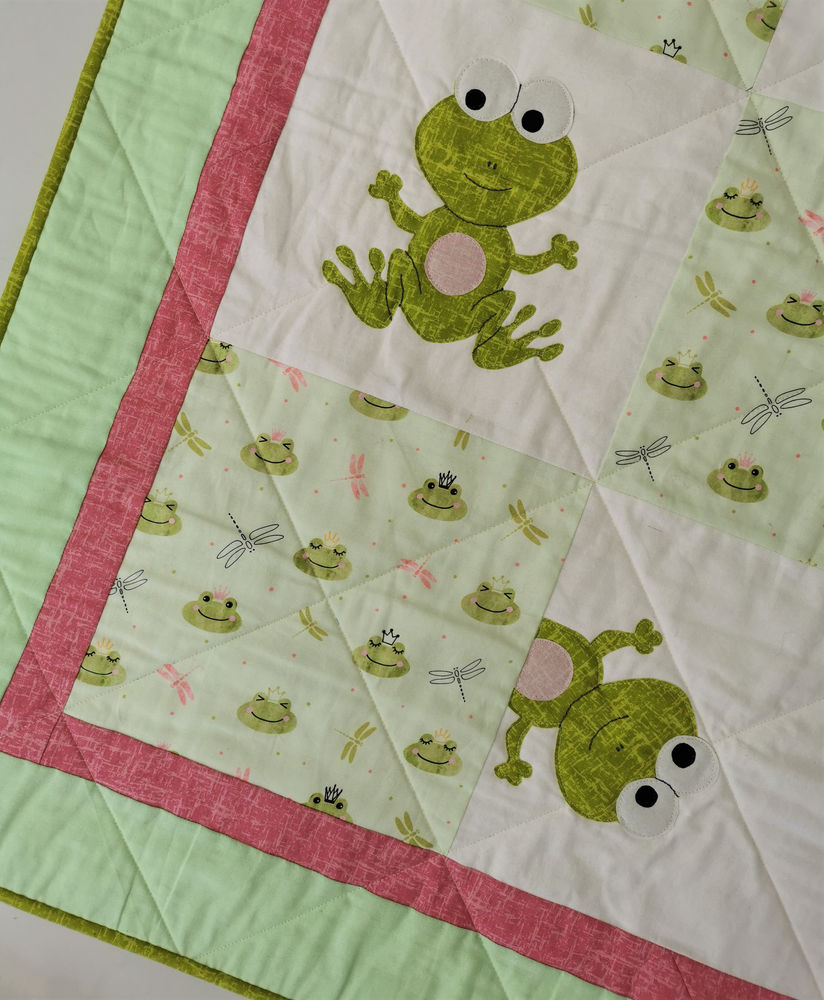 Cheeky Frog Quilt