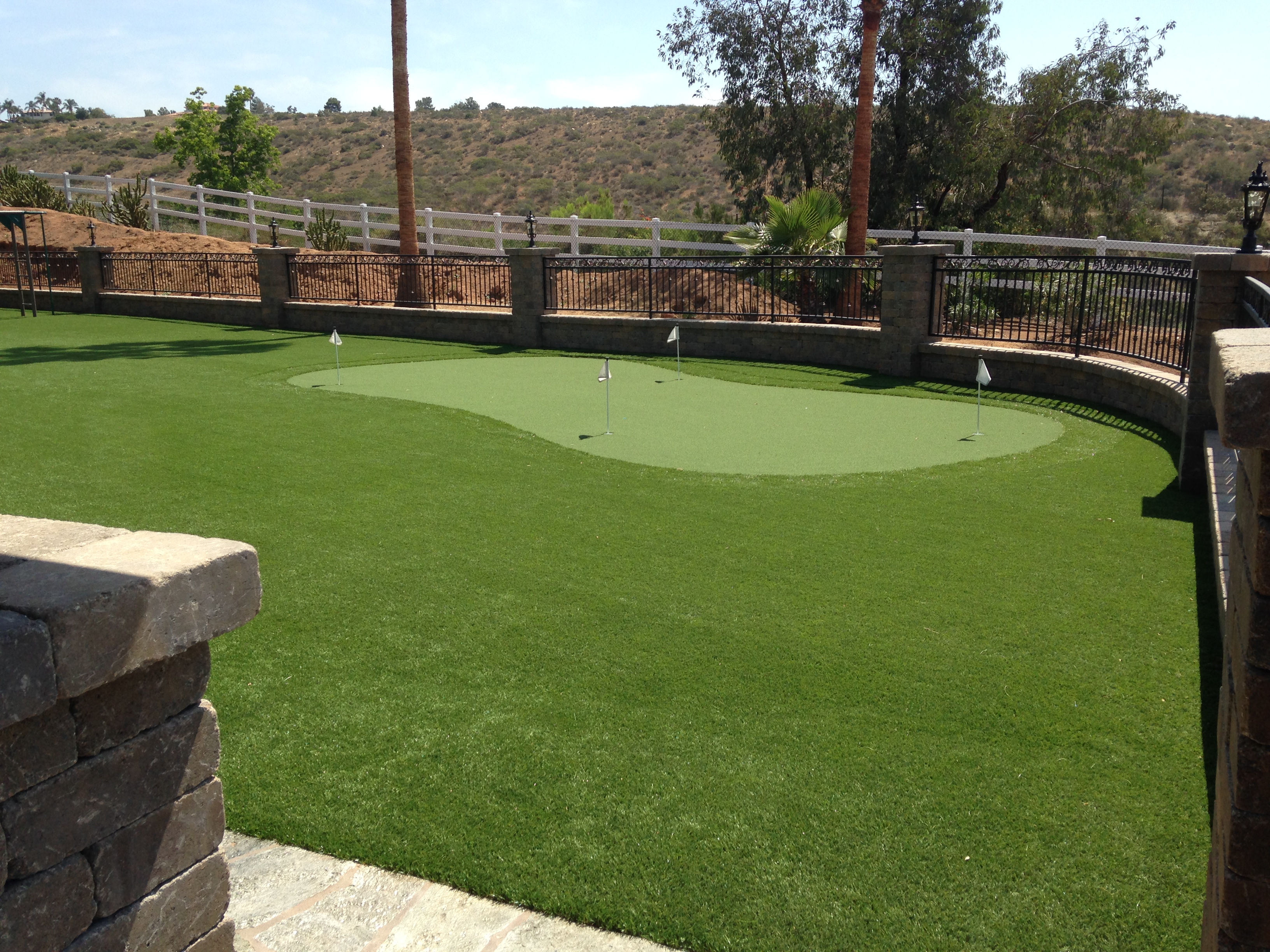 River Rock Outscape | Gallery