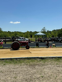 2025 Antique Tractor Pull & Show | Angers Conway Farm
