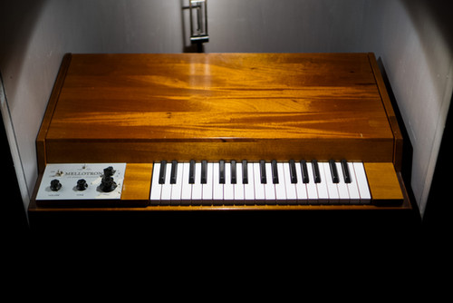 The Mellotron Sample Pack - Wavs & Logic. | bobcooperproducer