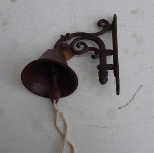 Classic cast iron door bell | Antique Effects