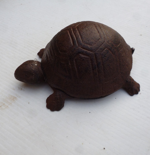 Rustic cast iron turtle key hider | Antique Effects