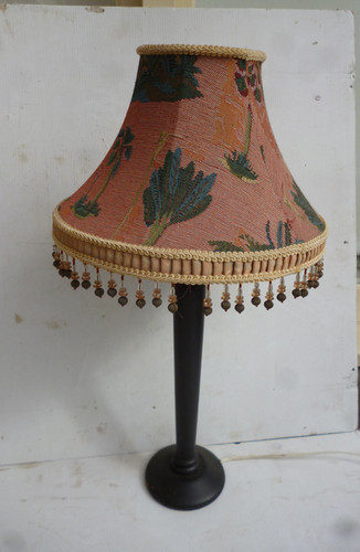 Wooden vintage table light | Antique Effects