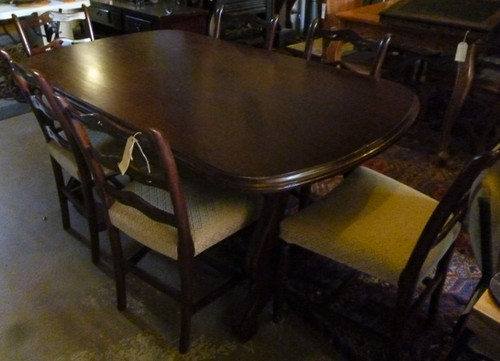 Period mahogany dining table and 6 chairs | Antique Effects