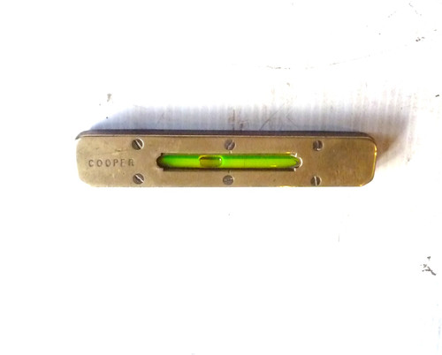 Rare small spirit level | Antique Effects