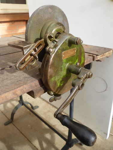 Antique Milwisus hand grinder | Antique Effects