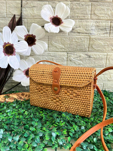 Envelope Authentic Bali Handwoven Rattan Bag | ILOVEPINASSHOP
