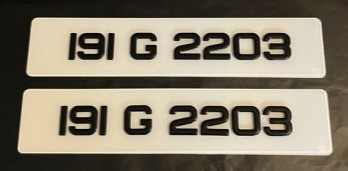 4D Gel Capped Plain or IRL Number Plates Oblong x 2 with 50mm font ...