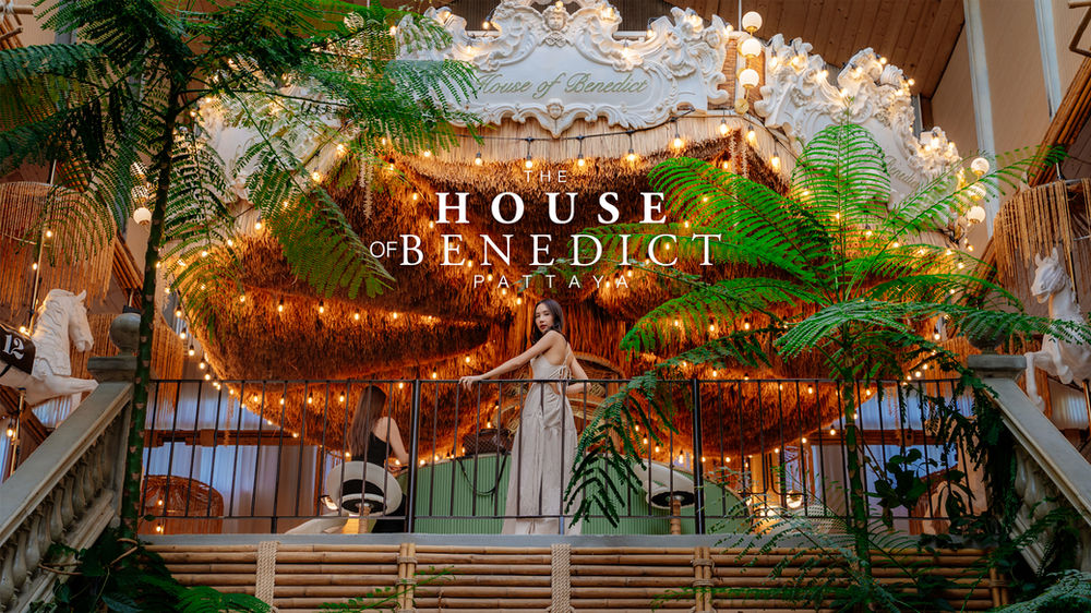 House of Benedict Pattaya คาเฟ่น่าตื่นตาตื่นใจ