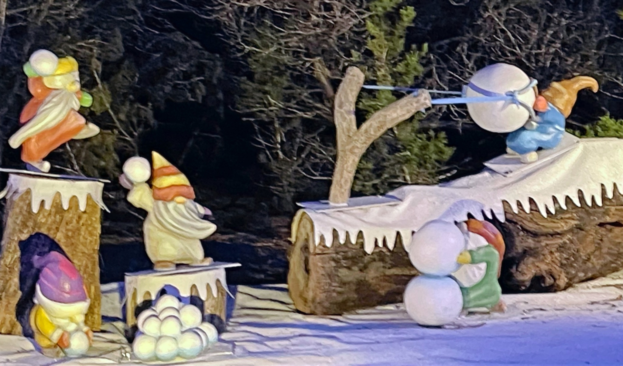 Crumbling Castle Lights | light show | 571 FM 289, Comfort, TX, USA