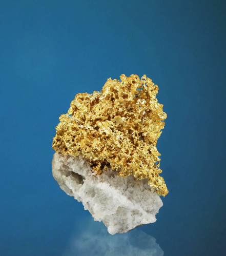 Native Gold Crystals on Quartz - Sonora Mexico | StellarRite