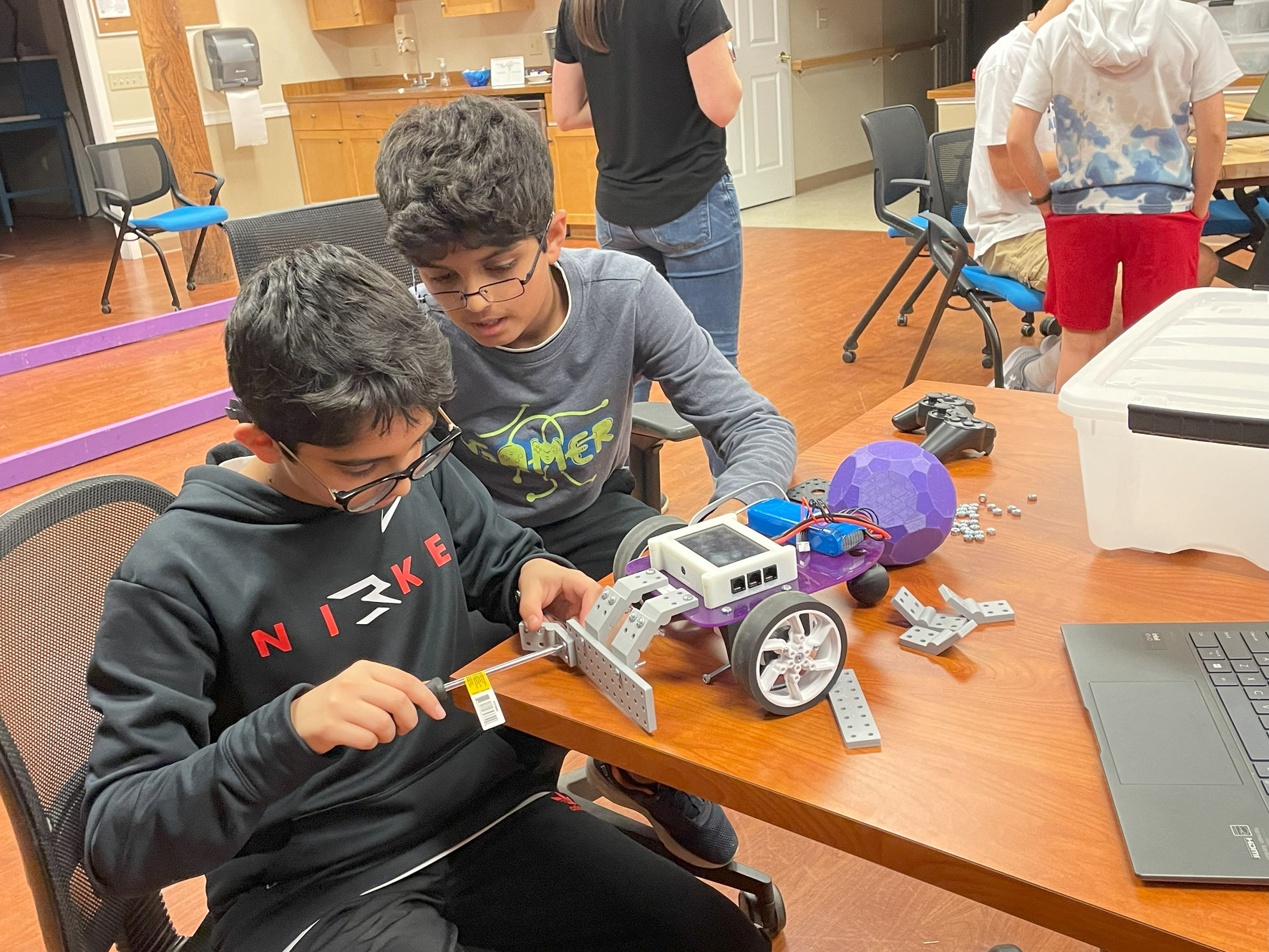 Robots | True Robotics