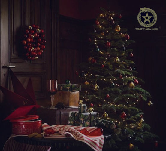 ÉL ÁRBOL DE NAVIDAD Y SU SIGNIFICADO EN LA ALTA MAGIA: