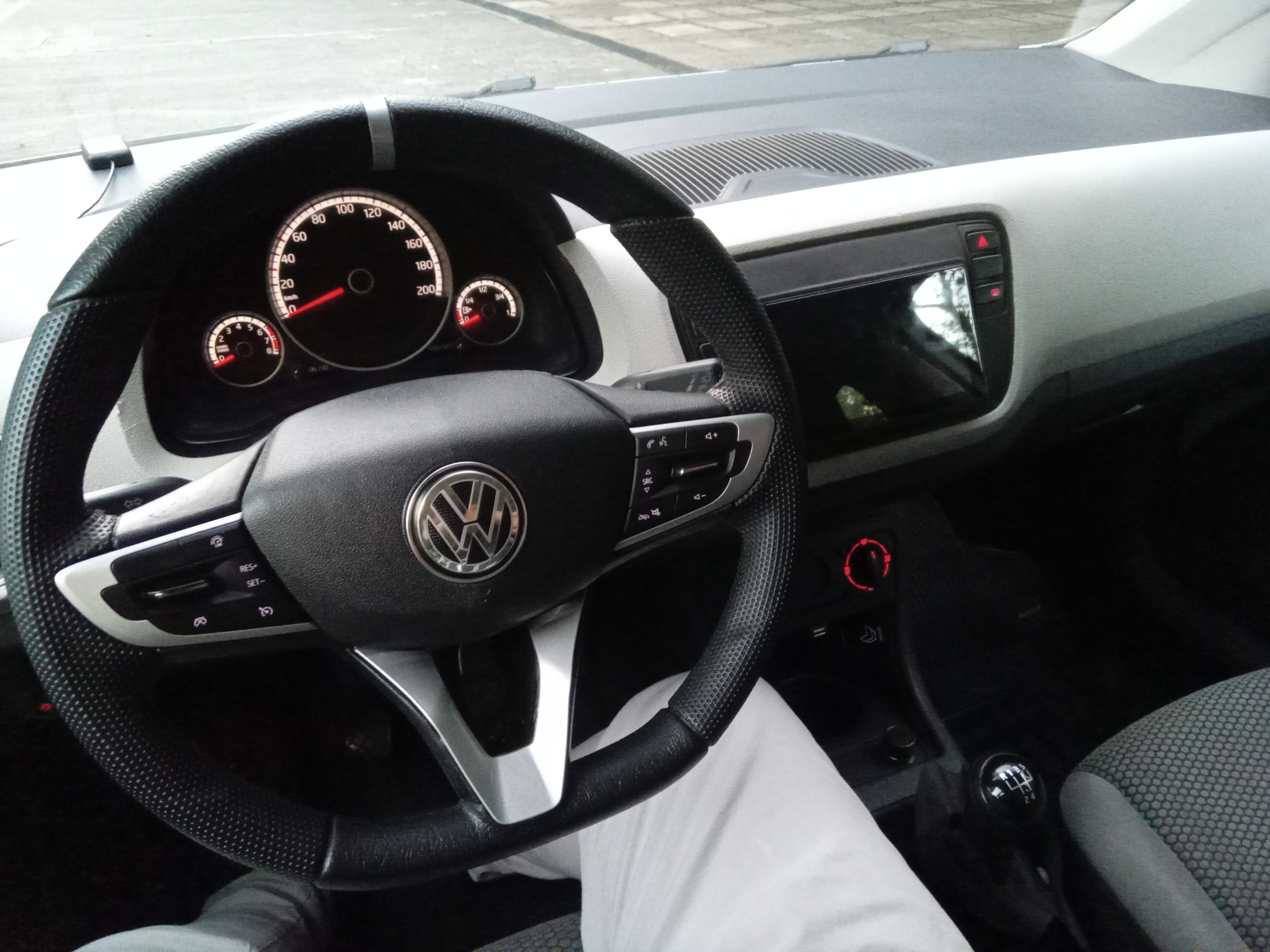 Accessories and Tuning - VW Up! 1.0 12v Mpi - Move Up! - 0 to 100km/h ...