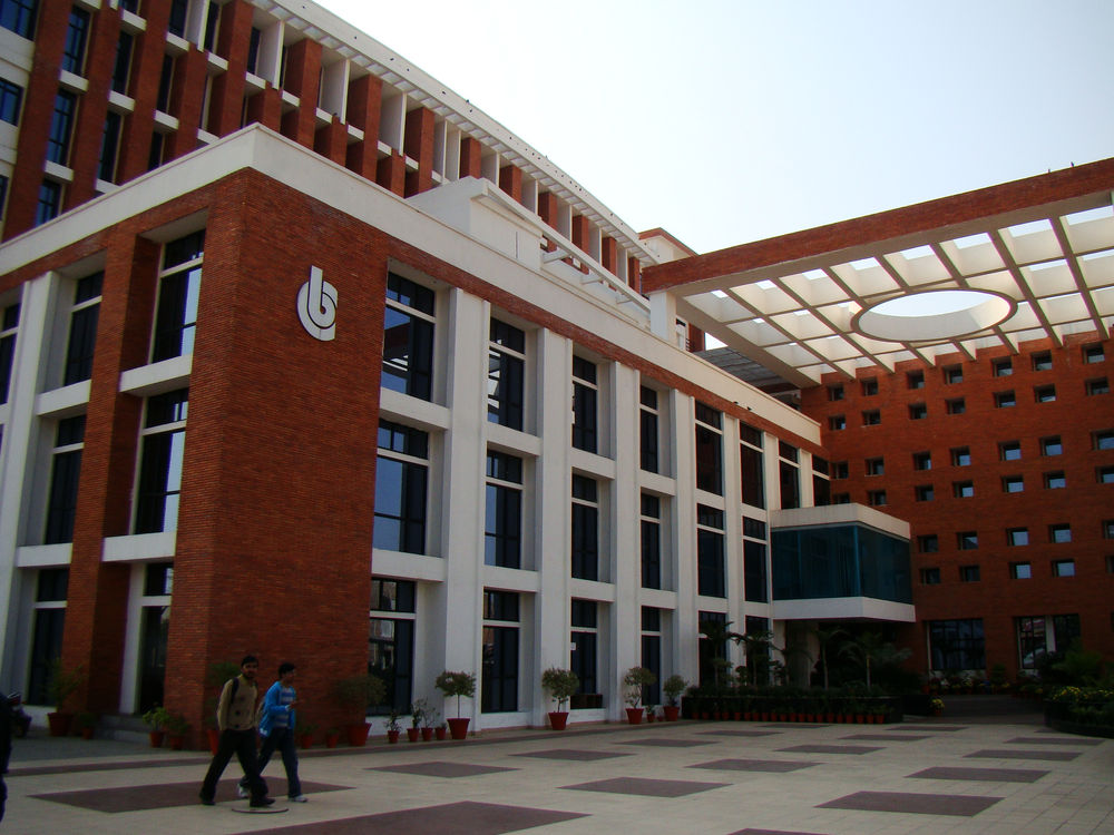 Top 10 coaching centers in Kota for NEET 2021 preparation