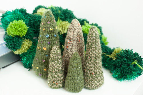 Knitted Mini Christmas Tree Pattern | Karla Courtney