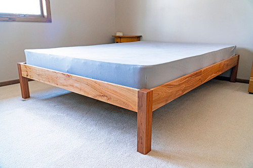 Simple Queen Bed Frame PLANS | gunflintdesigns