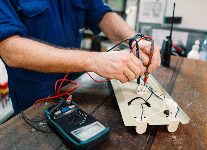 Marine Electrical - Electronics - Apprenticeship - Mast Academy