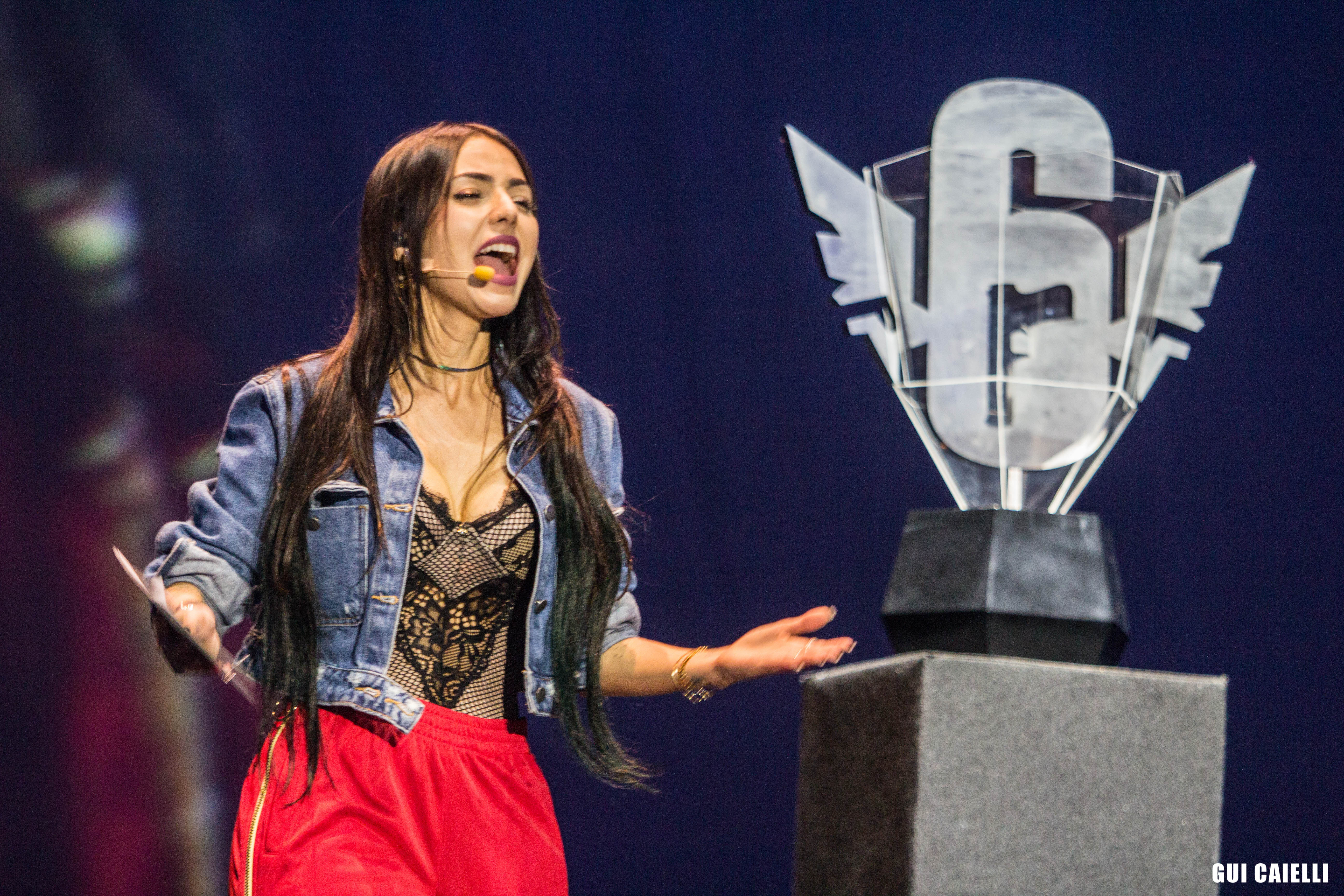 NYVI ESTEPHAN | nyvi-estephan