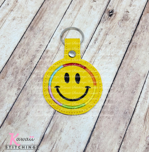 Smiley Face Key Fab | Kawaii Stitchings