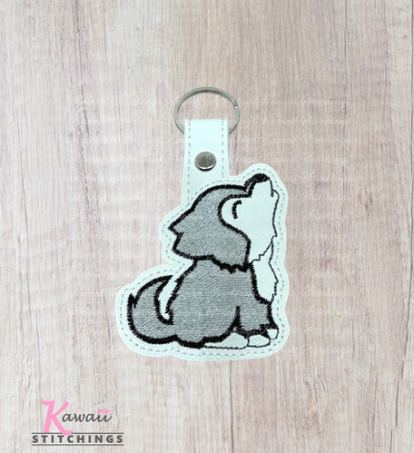 Howling Wolf Key Fob | Kawaii Stitchings