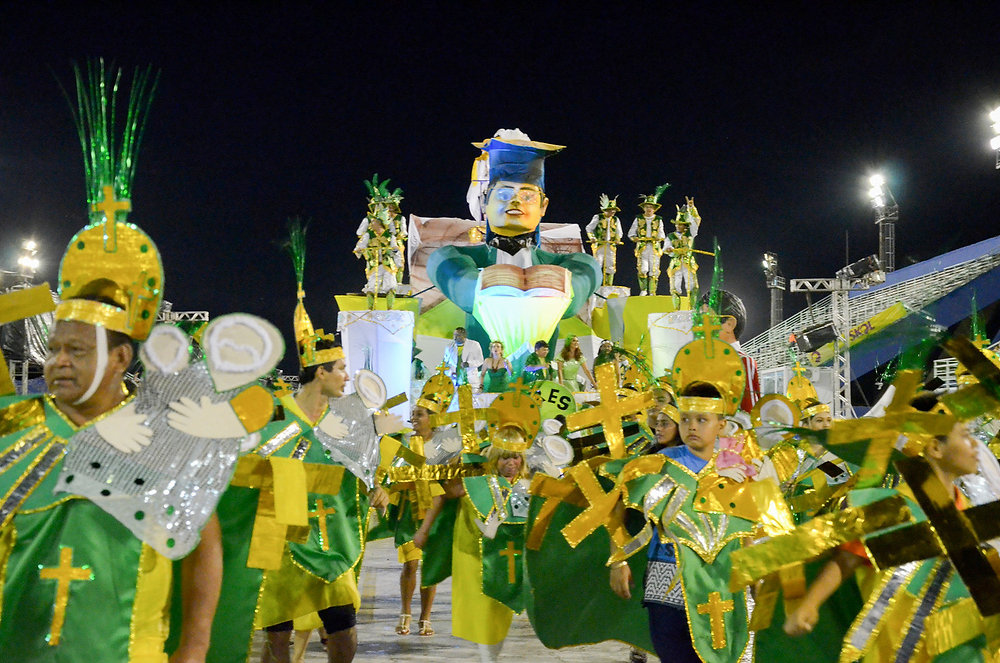 Carnaval de Manaus 2023: Desfile das escolas de samba movimenta ...