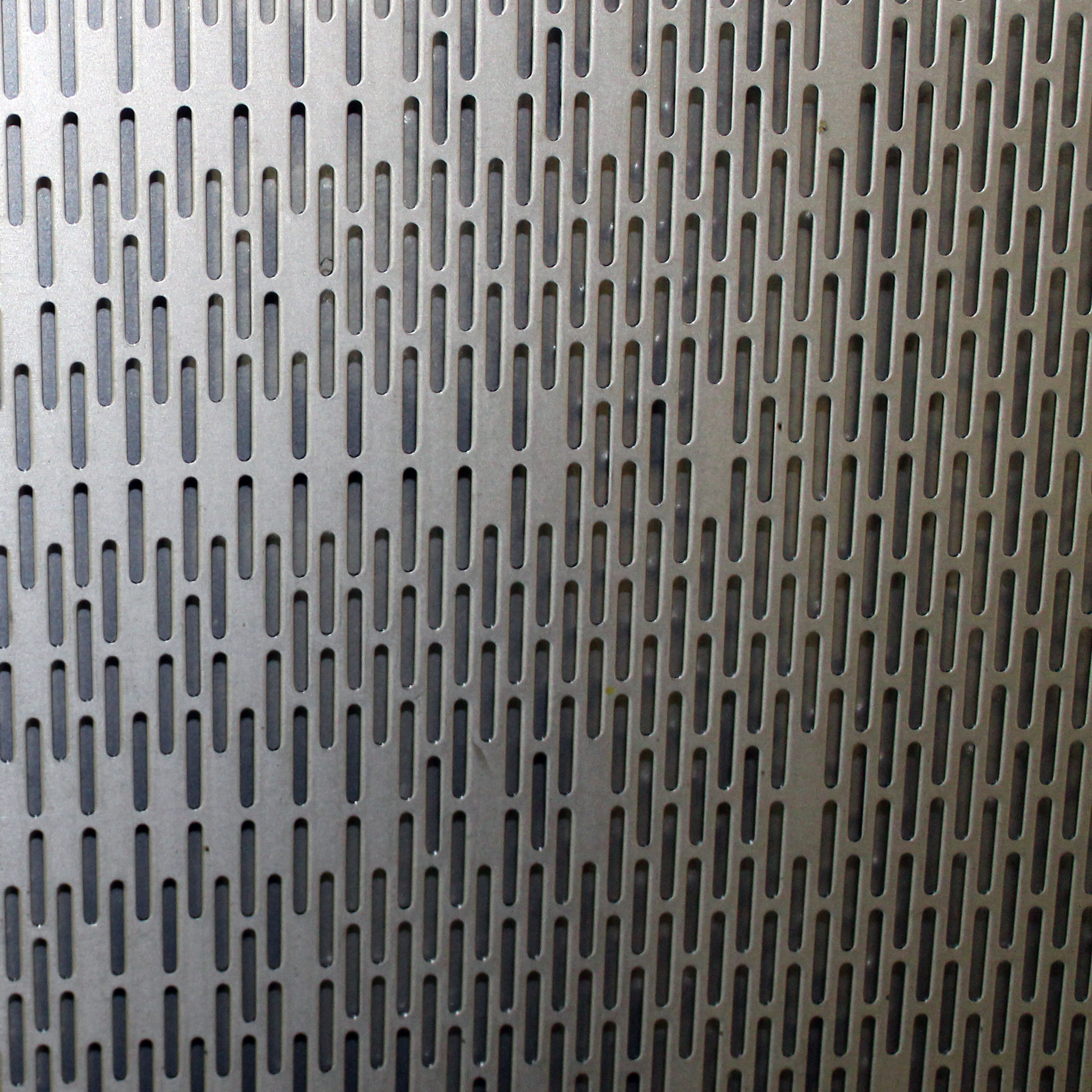 Roy Manufacturing | Perforated Screens | Metal, Steel, Aluminum