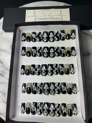 5 pack of nails 10 nails | Vanillaabunnyy