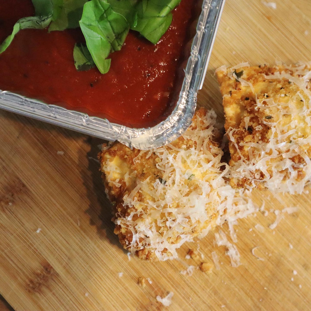 Fried Beef n Red Wine Ravioli, Parmesan Cheese, Marinara Sauce