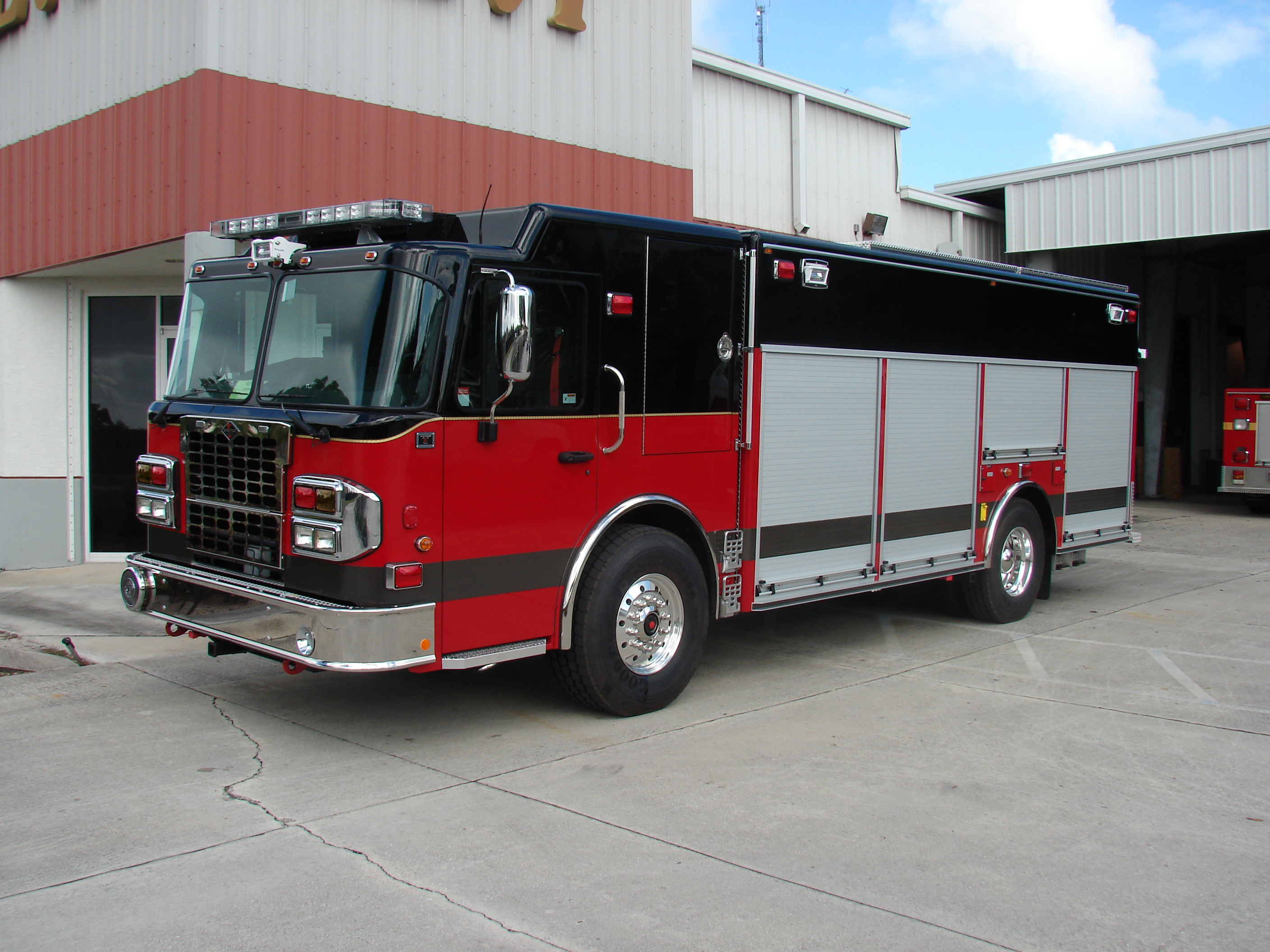 Walk Around Heavy Rescue - Richmond Fire Dept. | EVI