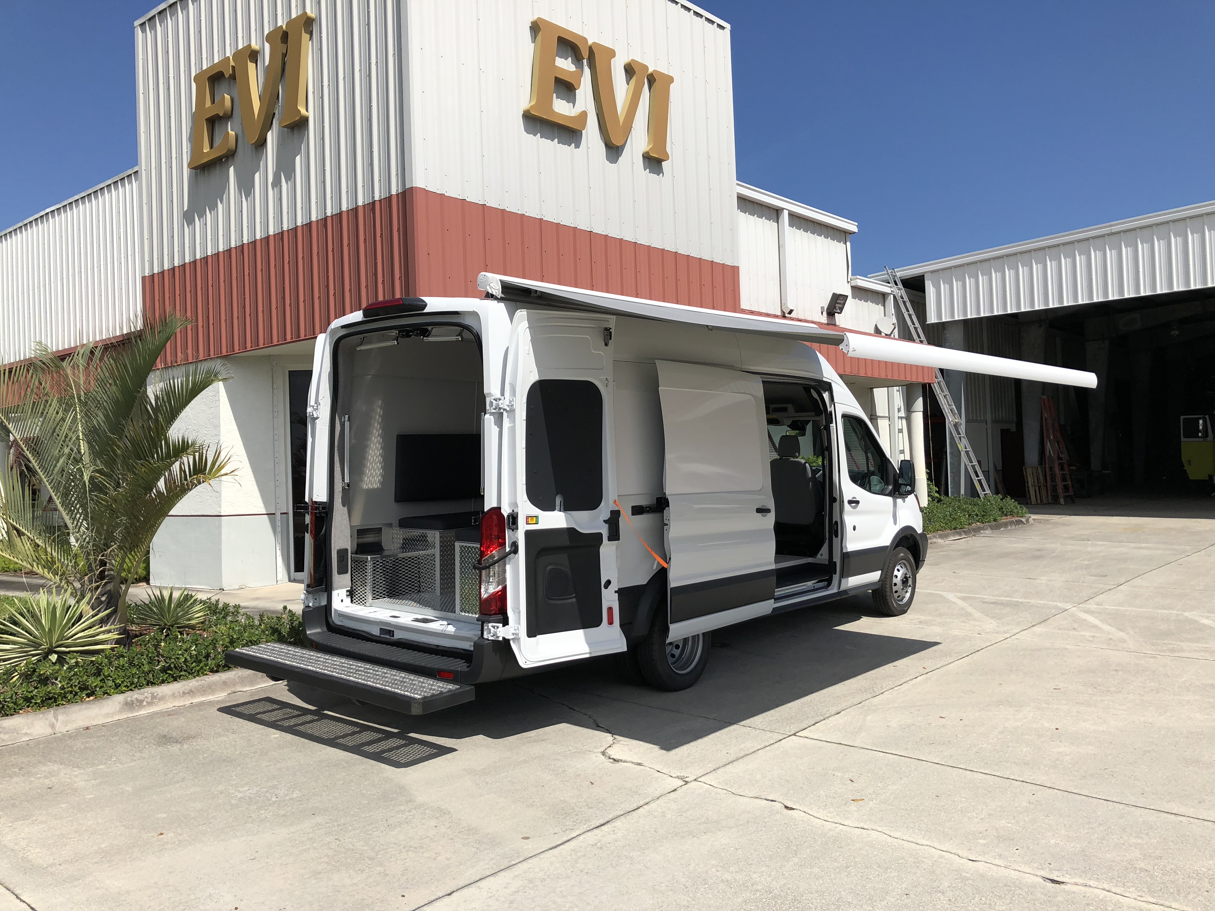 SWAT Van Conversion - Hollywood PD | EVI