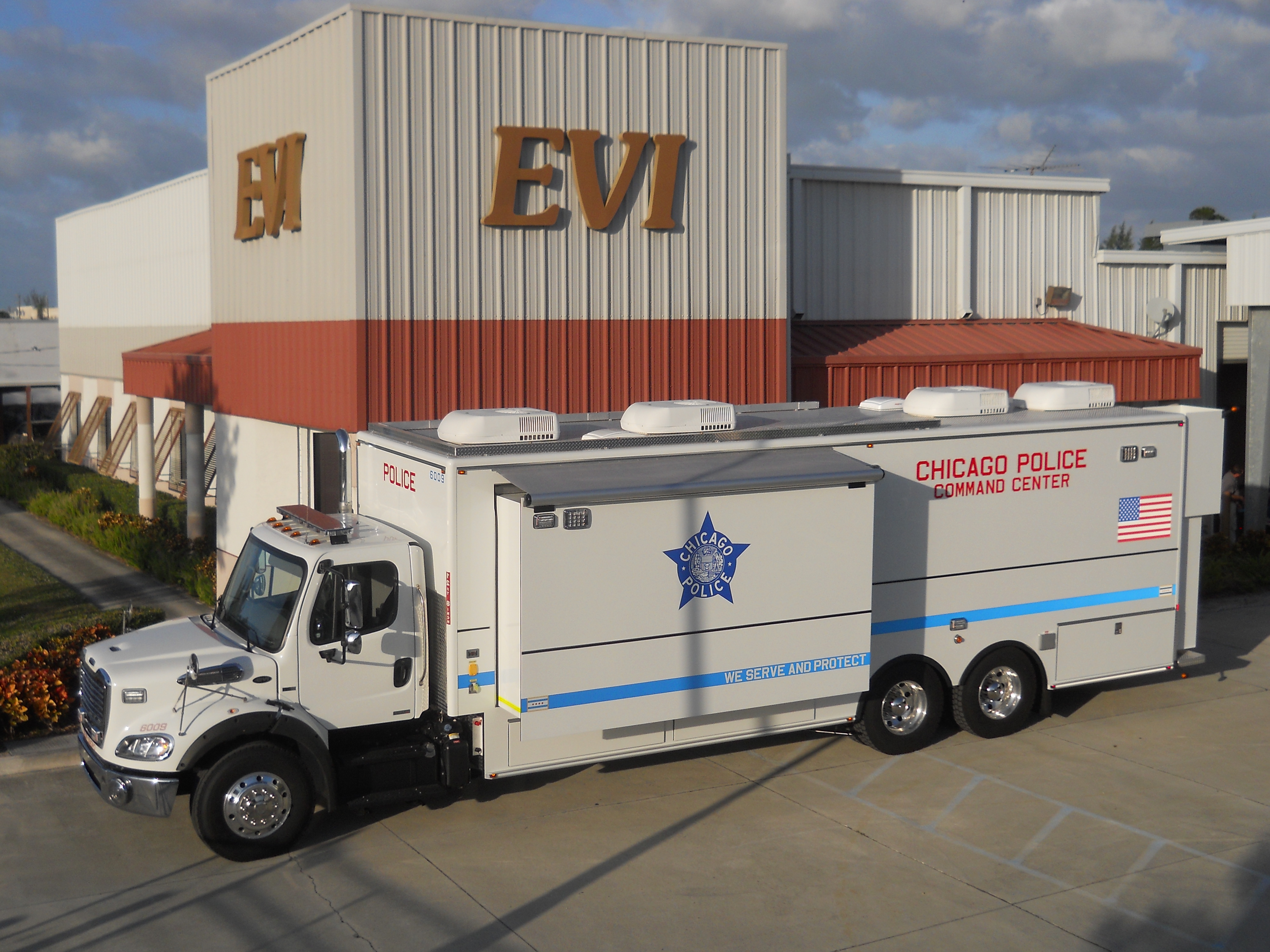 Mobile Comand Post - Chicago Police Dept. | EVI